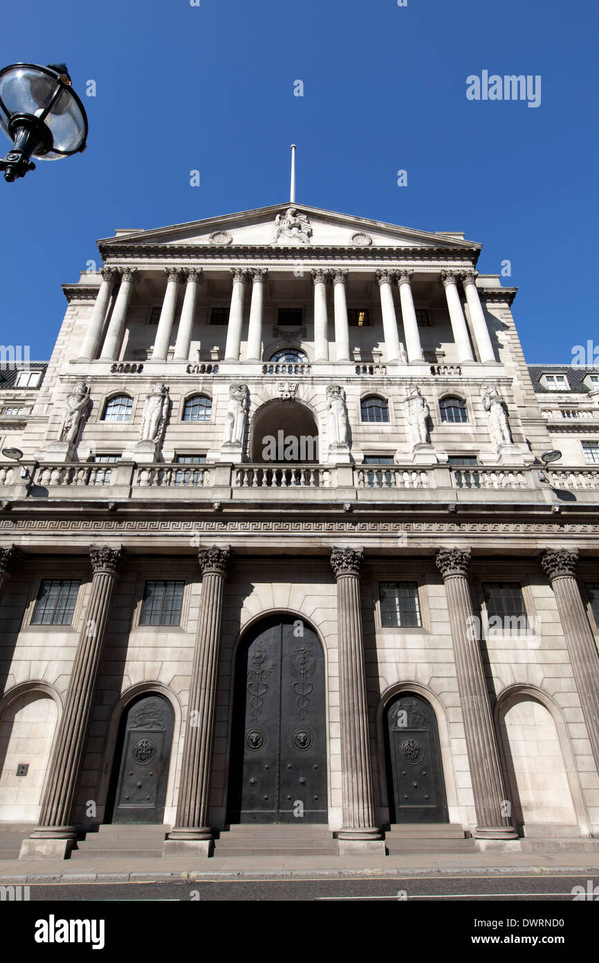 Bank of England, Threadneedle Street, London, England, UK Stock Photo ...