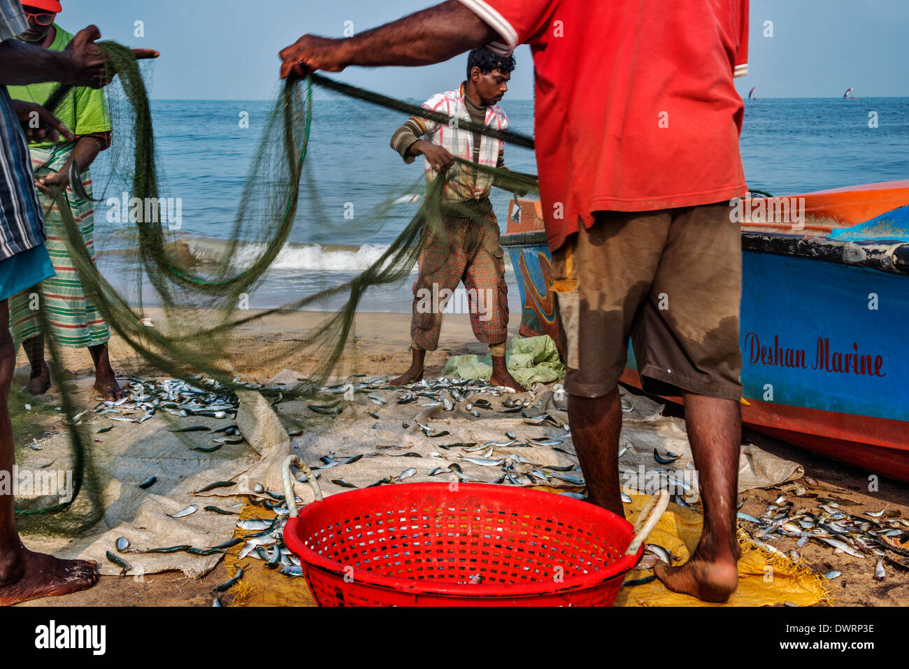 Cleaning nets hi-res stock photography and images - Alamy