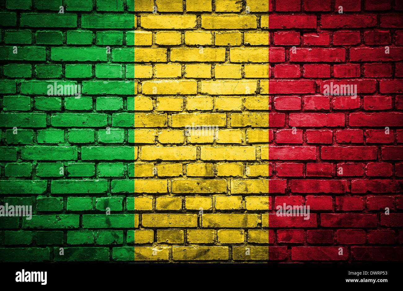 Brick wall with painted flag of Mali Stock Photo - Alamy