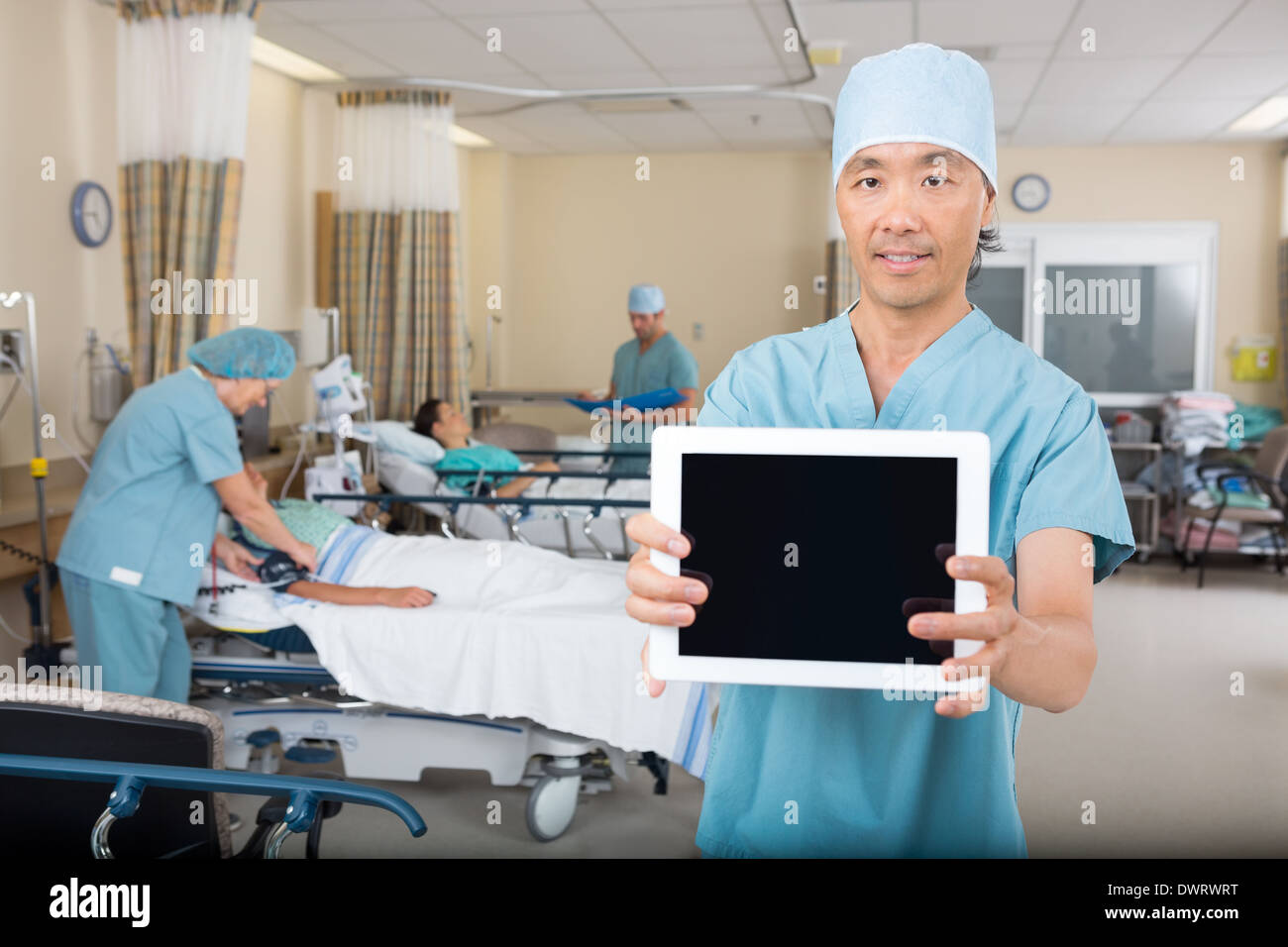 Hospital bed chart hi-res stock photography and images - Alamy