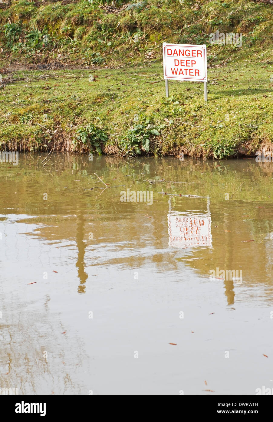 Beware deep water sign hi-res stock photography and images - Alamy
