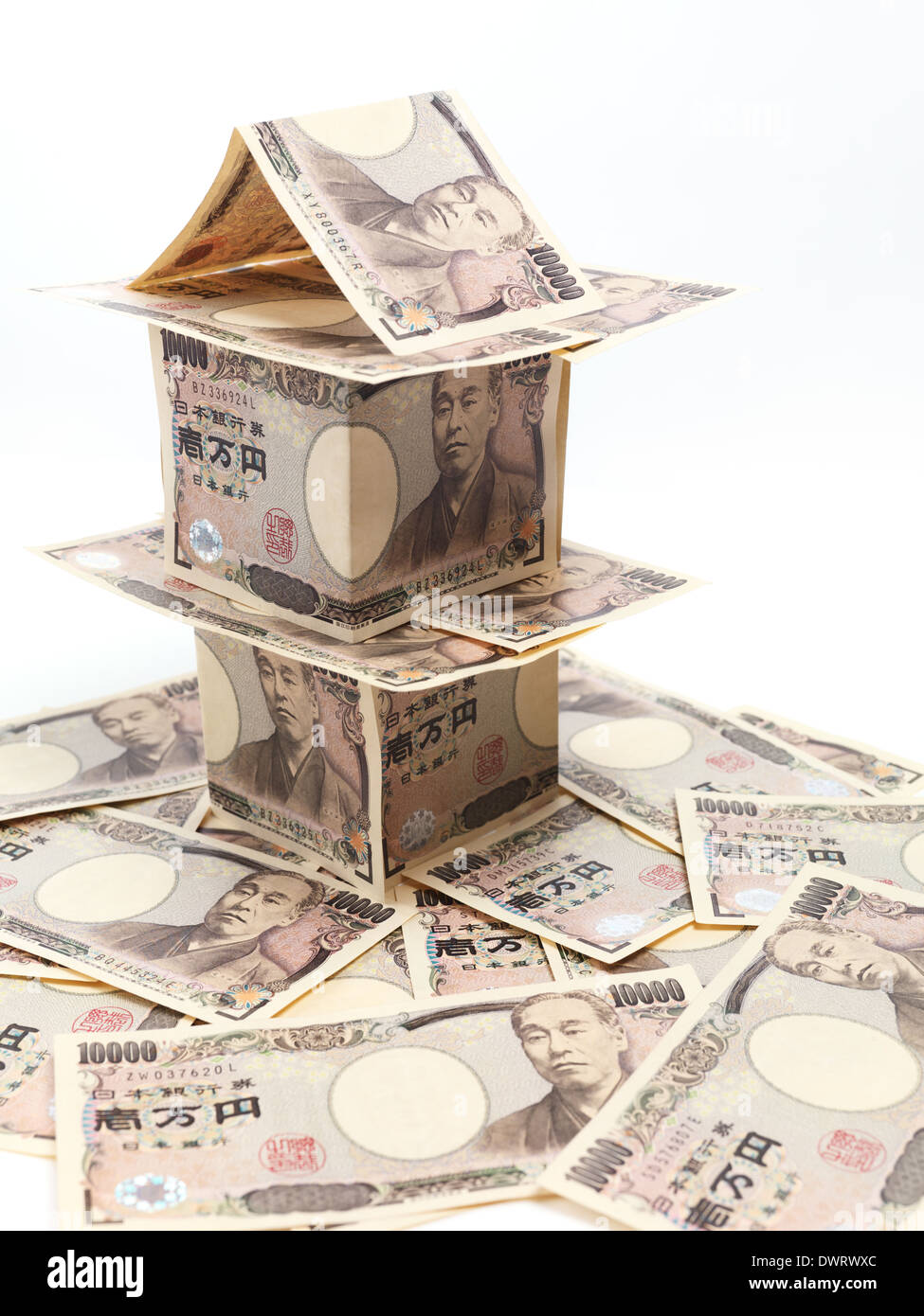 Pile of money hi-res stock photography and images - Alamy