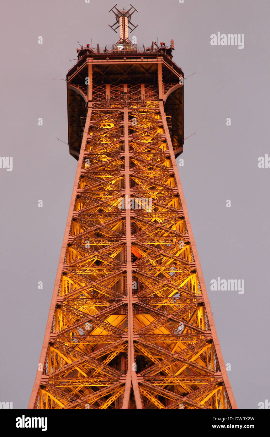 Paris, Eiffel Tower, Lighting Stock Photo - Alamy Paris, Eiffel Tower, Lighting Stock Photo - Alamy