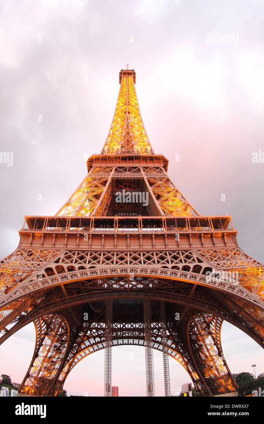 Paris, Eiffel Tower, Lighting Stock Photo - Alamy