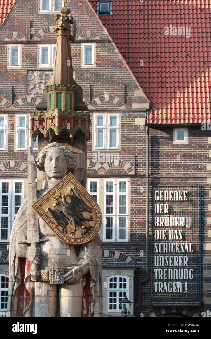 Bremen, Roland Statue Stock Photo - Alamy