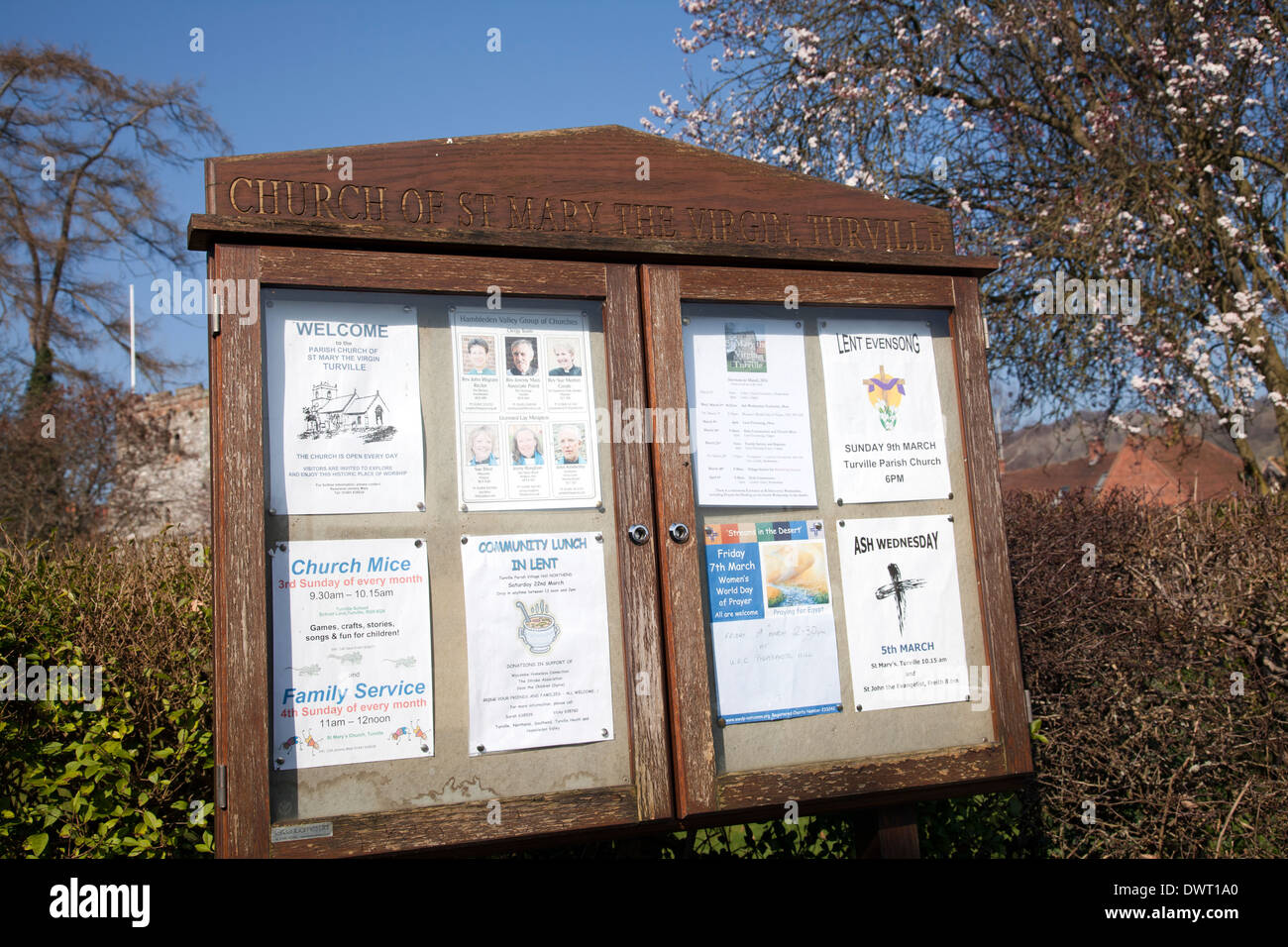 Church notice board hi-res stock photography and images - Alamy