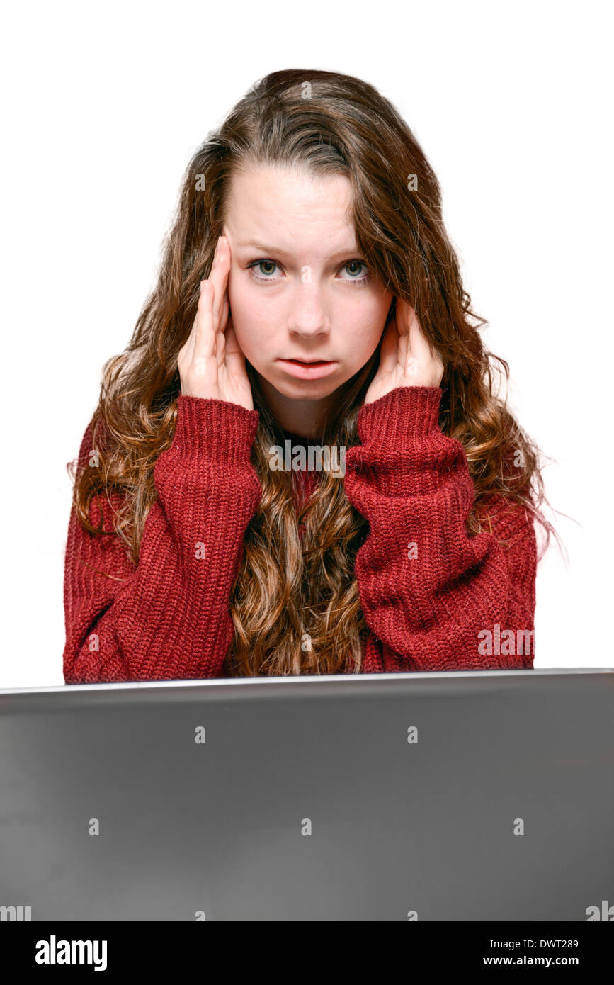 Teenaged computer hi-res stock photography and images - Alamy