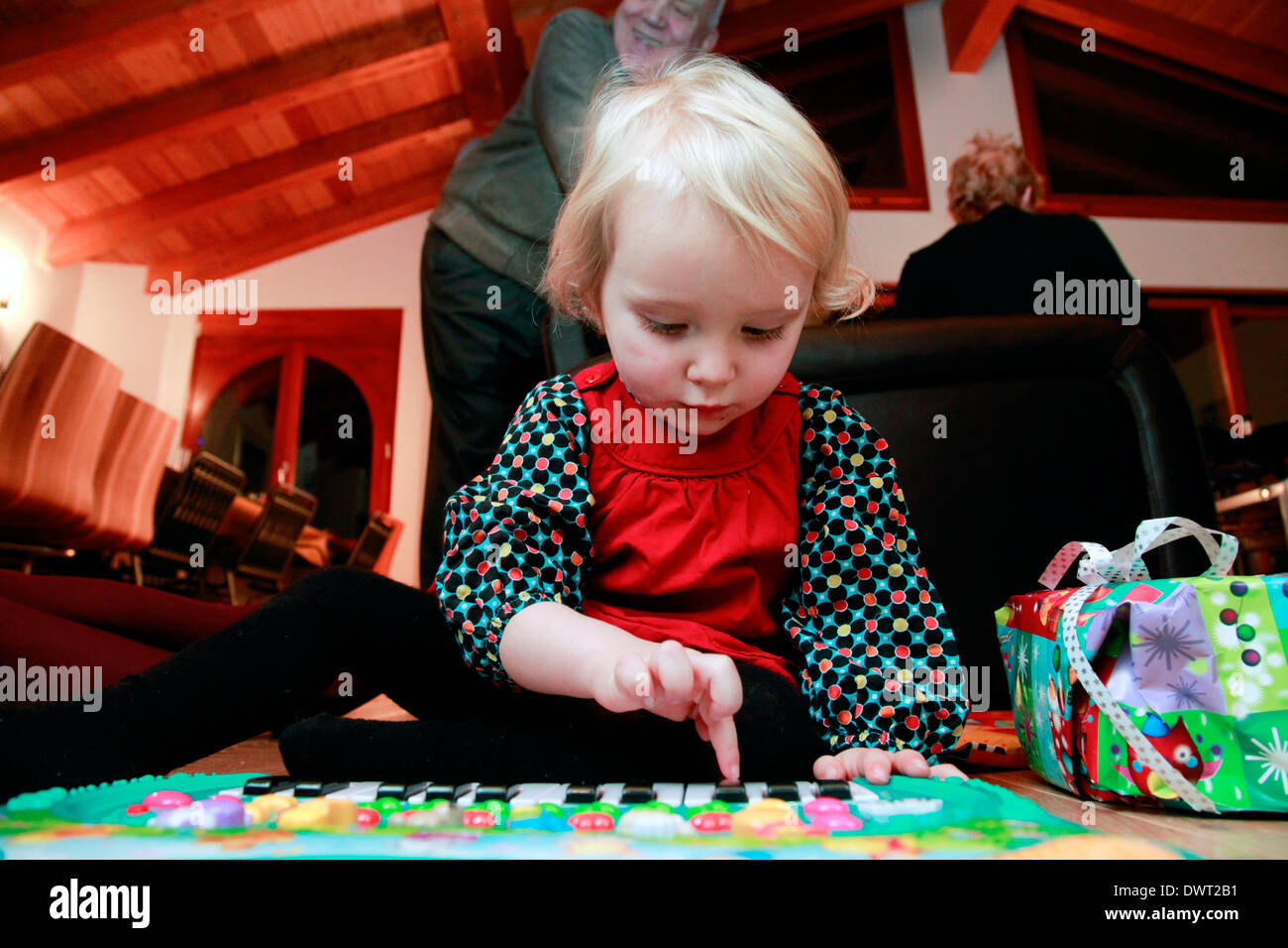 Child playing indoors Stock Photo - Alamy Child playing indoors Stock Photo - Alamy