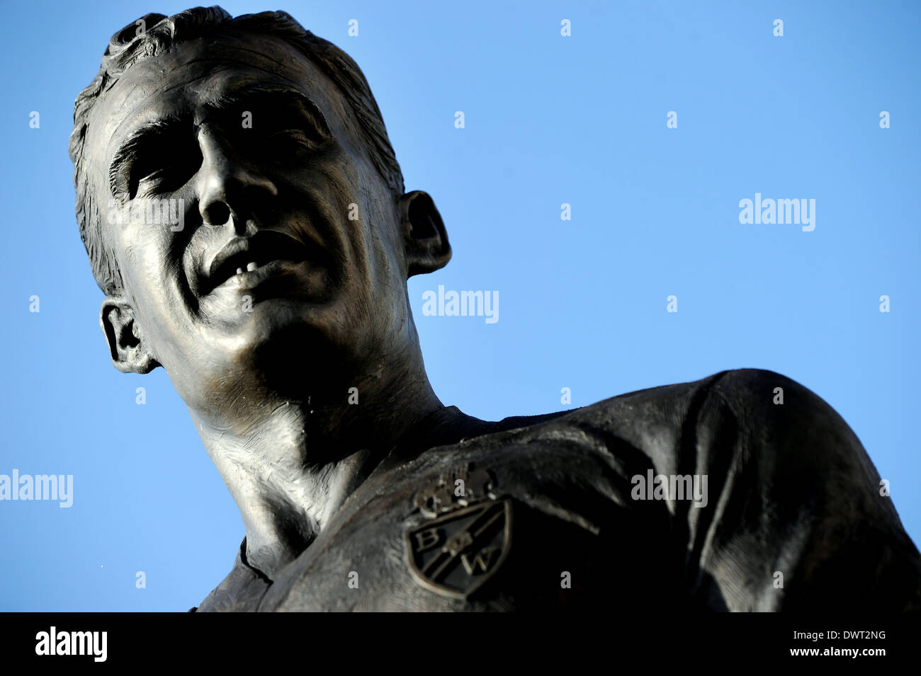 Nat Lofthouse Statue High Resolution Stock Photography and Images - Alamy