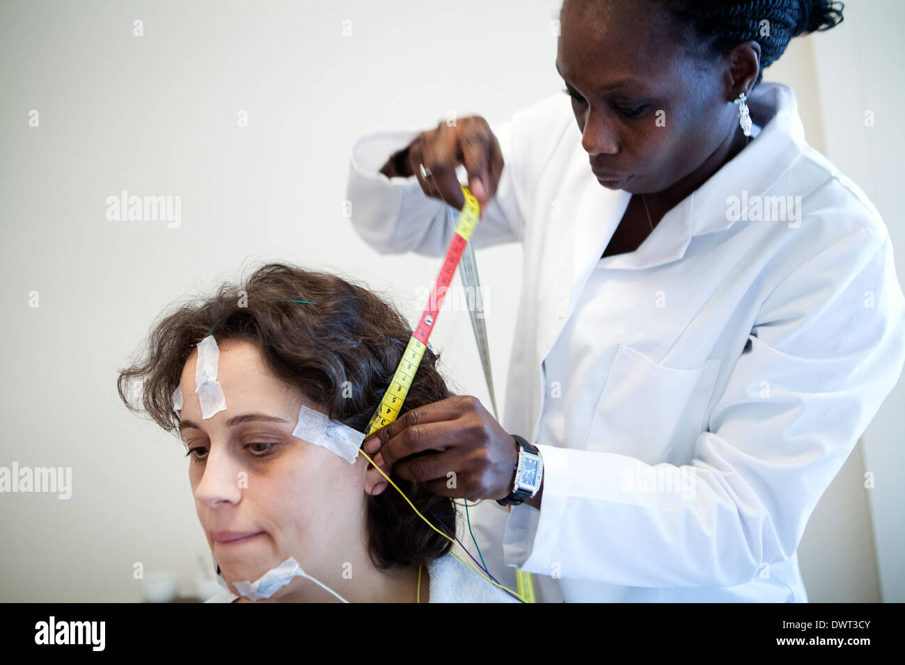 Polysomnography hi-res stock photography and images - Alamy