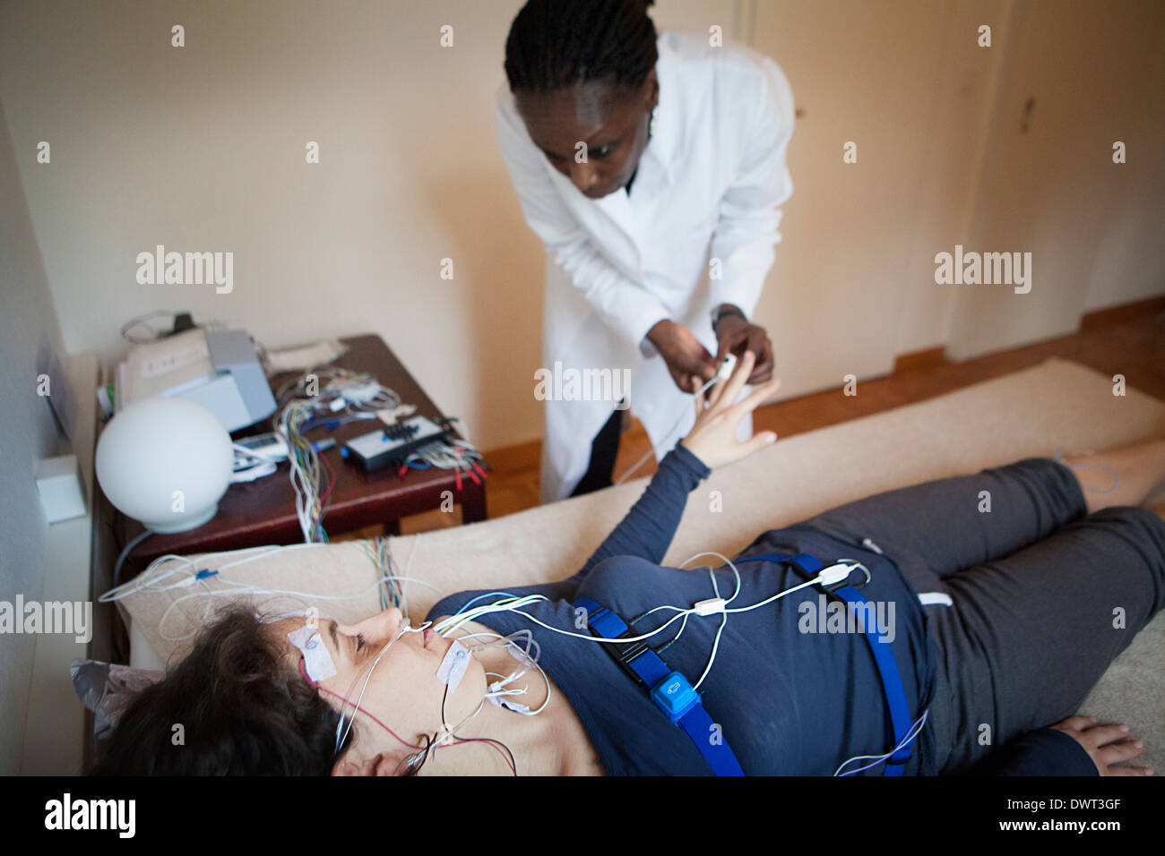 Polysomnography hi-res stock photography and images - Alamy