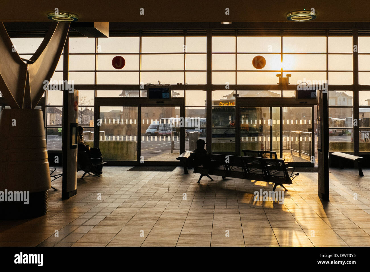 Bus station waiting room hi-res stock photography and images - Alamy