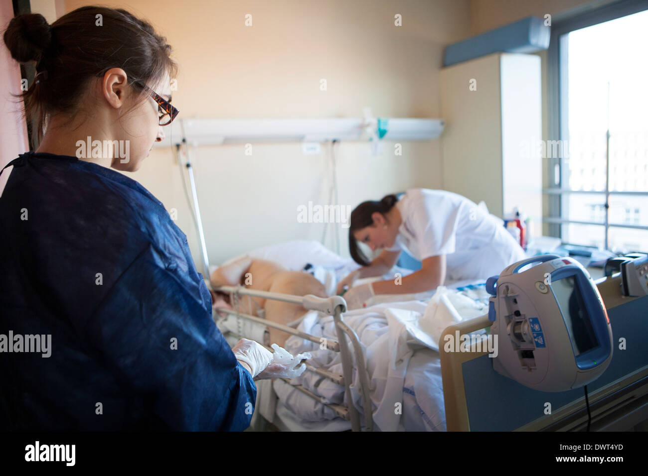 Decubitus hi-res stock photography and images - Alamy