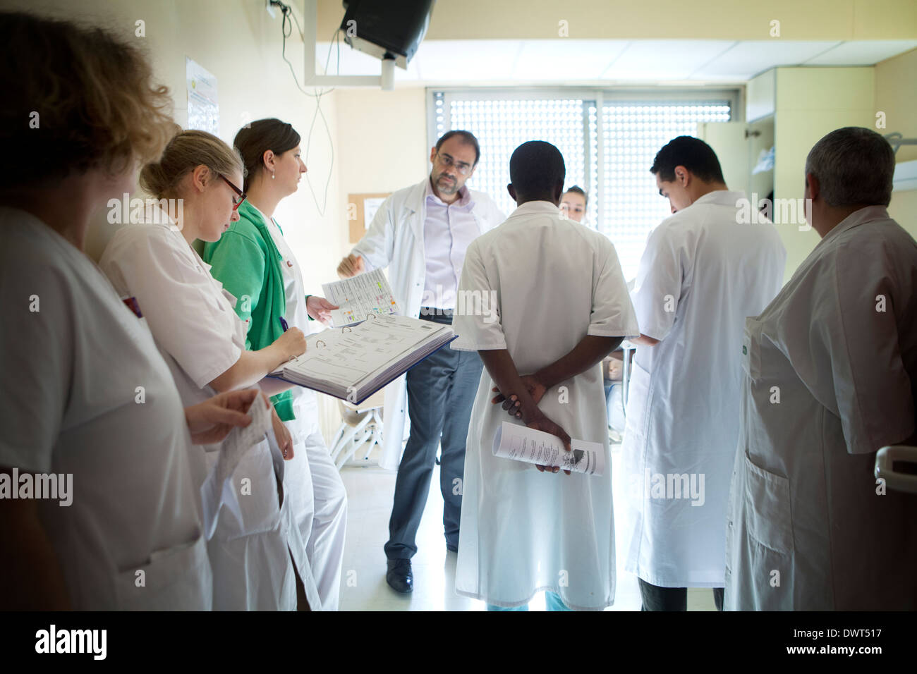 Hospital team hi-res stock photography and images - Alamy