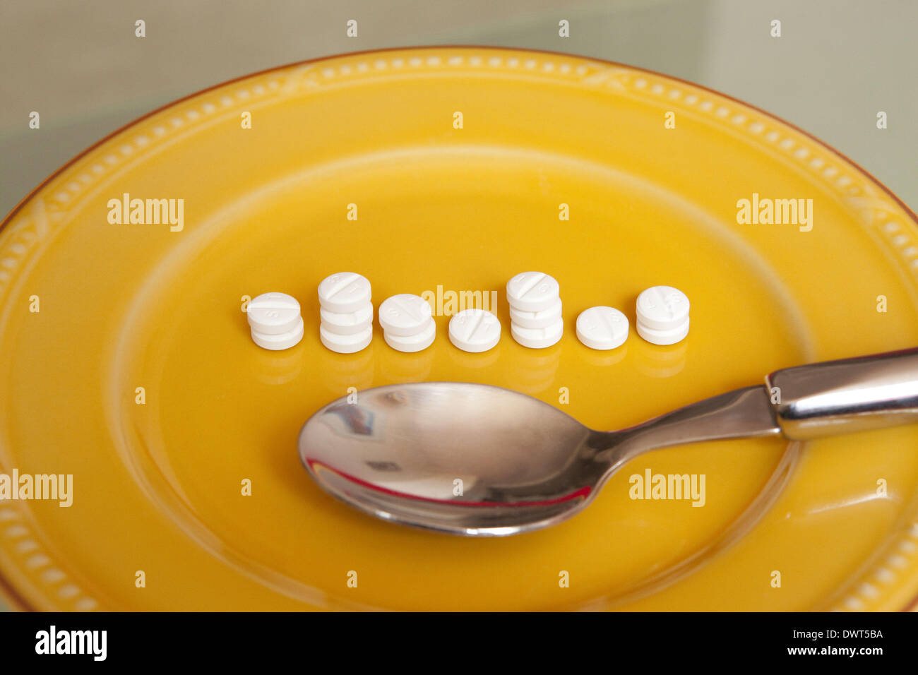 Scored tablet hi-res stock photography and images - Alamy