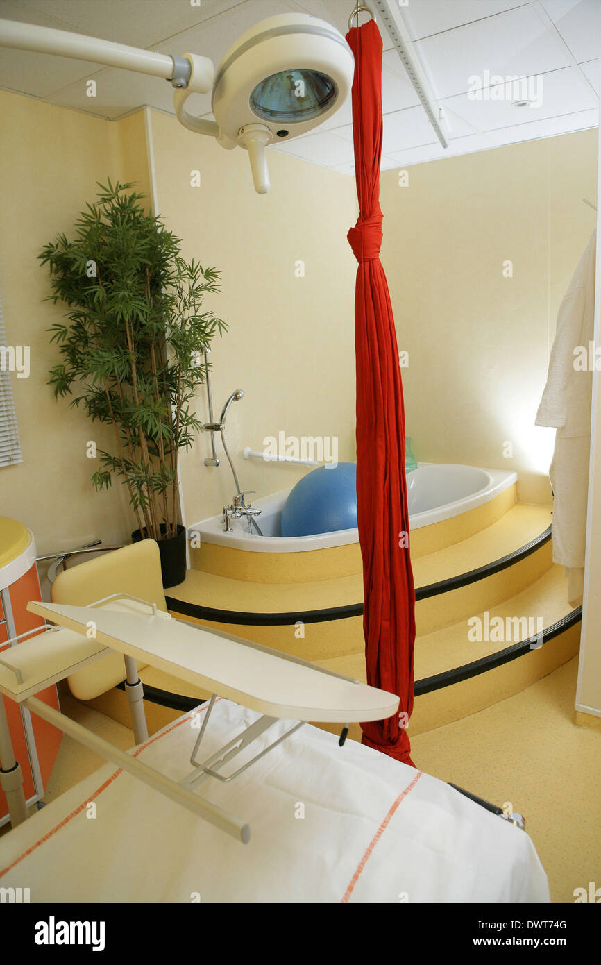 Gynecology room empty hi-res stock photography and images - Alamy