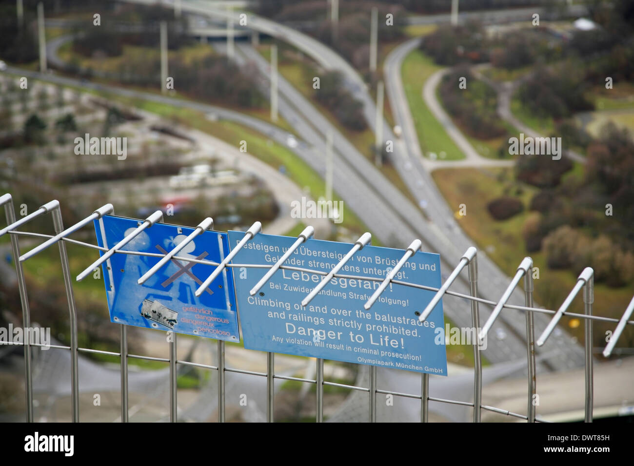 Warning sign on railings around viewing platform at the top of the ...
