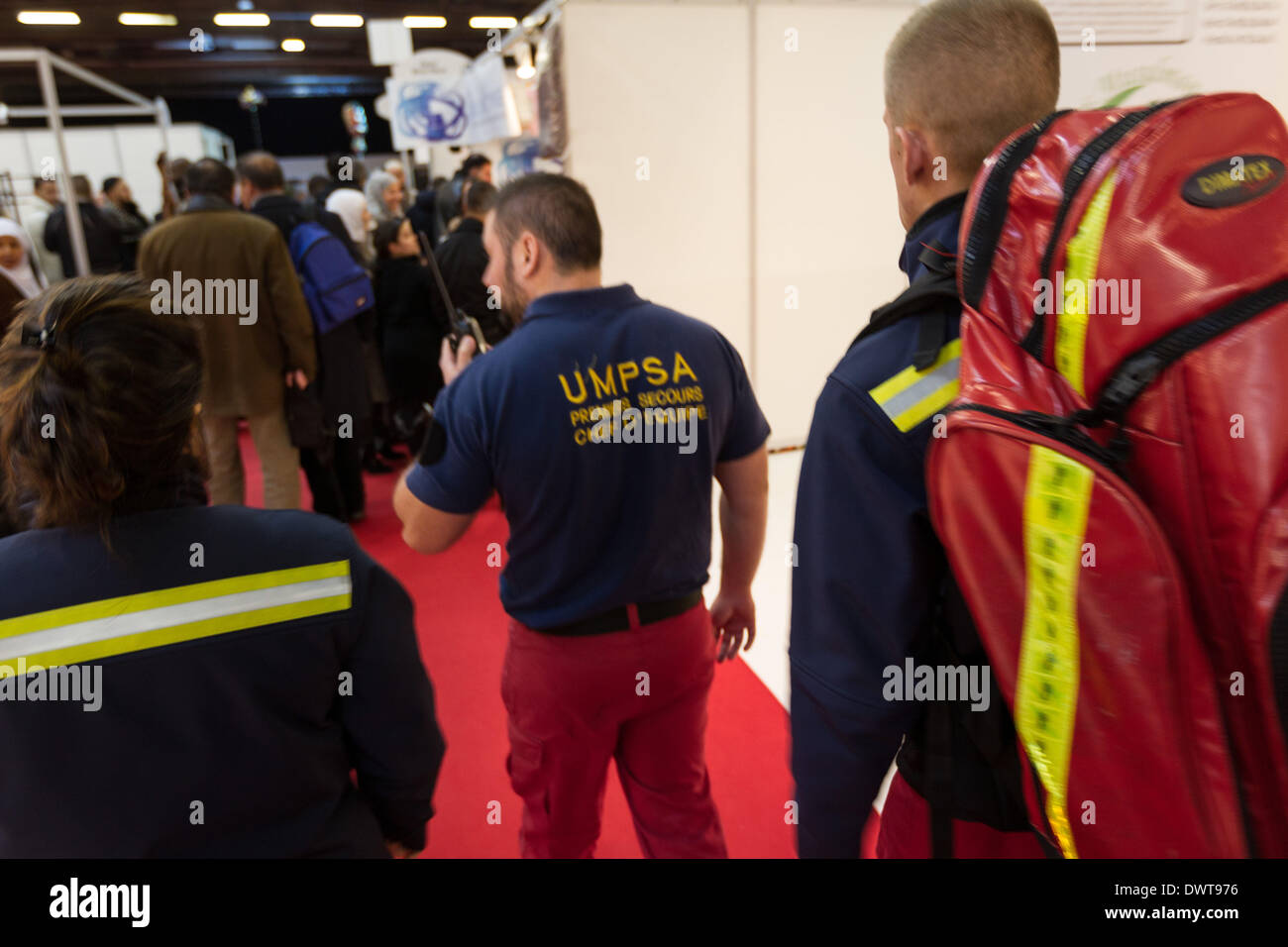 First aid team Stock Photo - Alamy