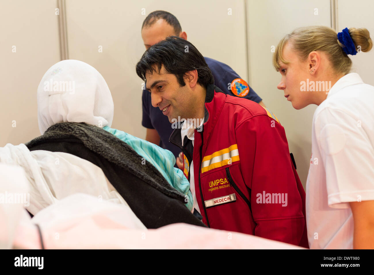 First aid team Stock Photo - Alamy