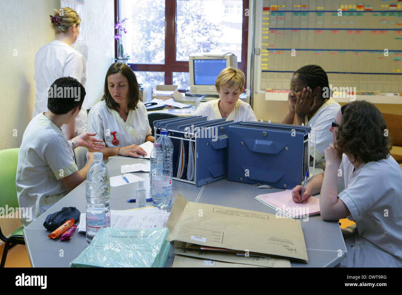 Debriefing room hi-res stock photography and images - Alamy