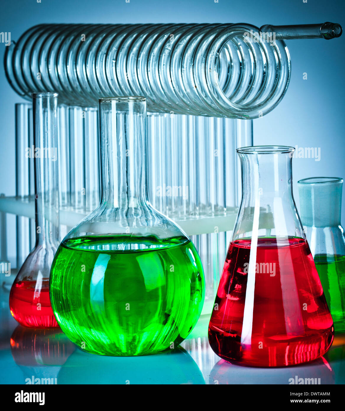Round bottom flask laboratory equipment hi-res stock photography and ...