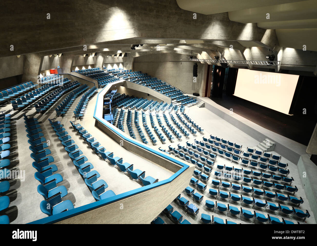 interior of a Congress Palace, audience Stock Photo - Alamy