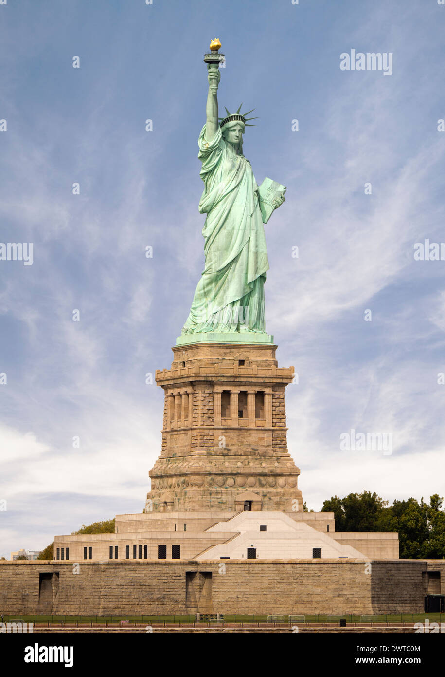 Roman Noble Statue High Resolution Stock Photography and Images - Alamy