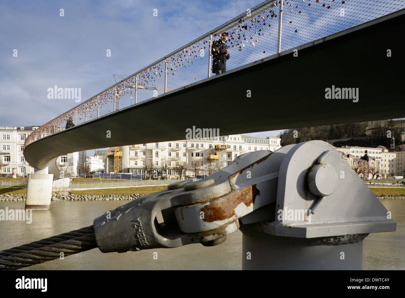 Makartsteg footbridge over the River Salzach, Salzburg, Austria Stock ...
