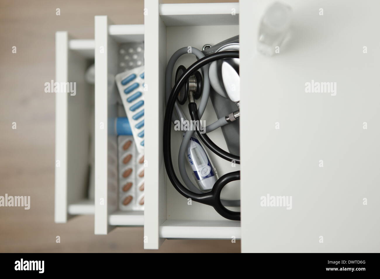 Drug still life Stock Photo - Alamy