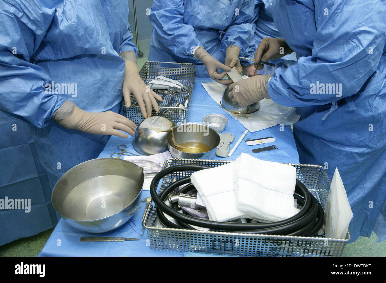 Graft skin plastic surgery hi-res stock photography and images - Alamy