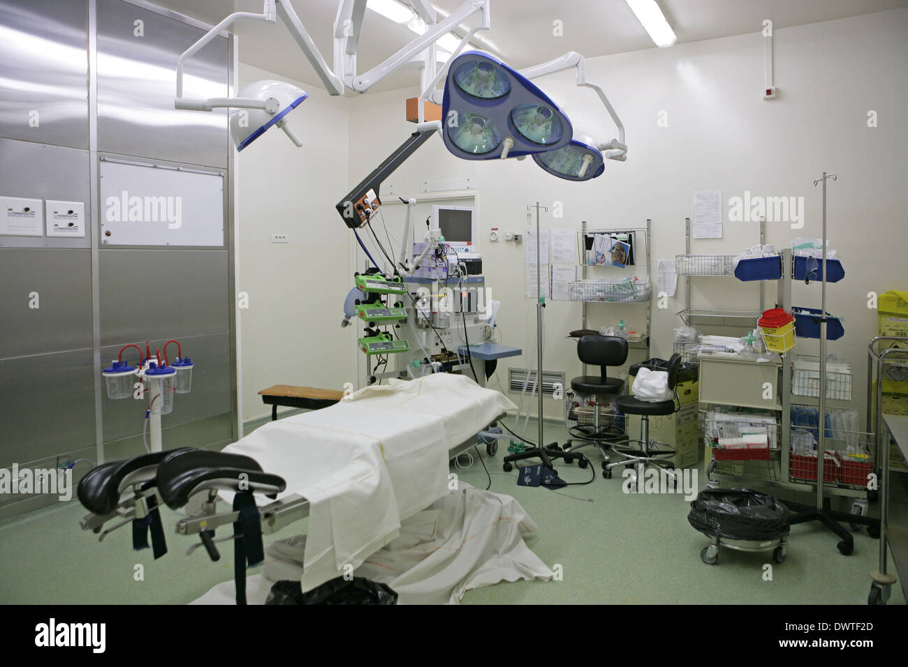 Photo of operating room theater hi-res stock photography and images - Alamy