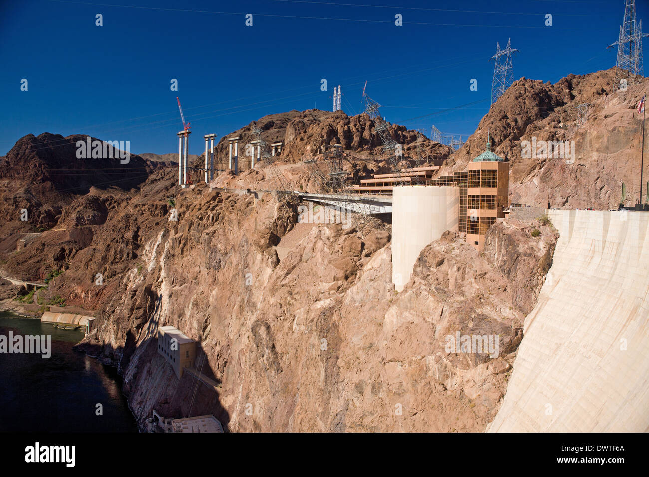 Construction of the Bypass Bridge at the Hoover Dam Stock Photo - Alamy