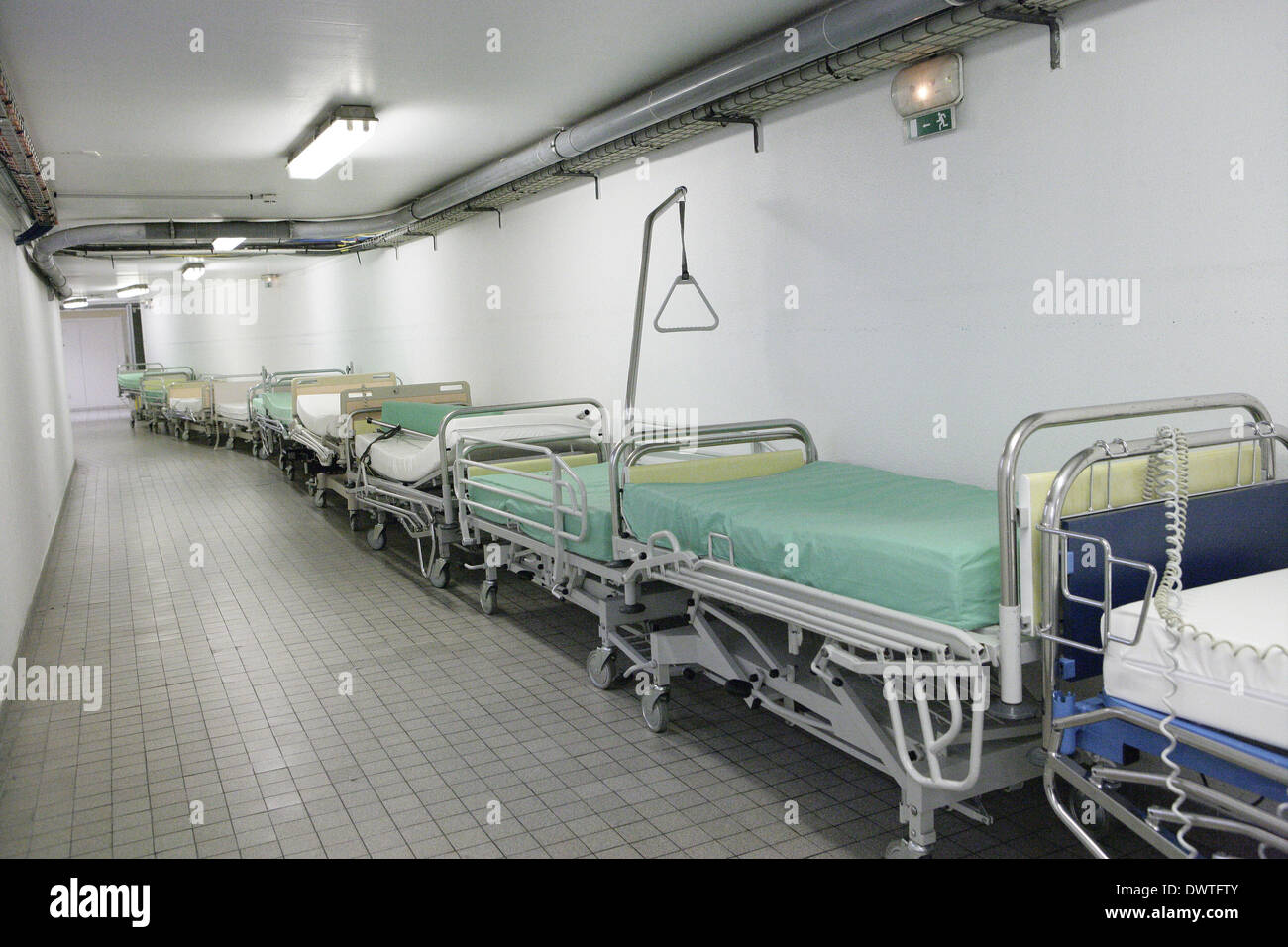 Recycling hospital bed Stock Photo - Alamy