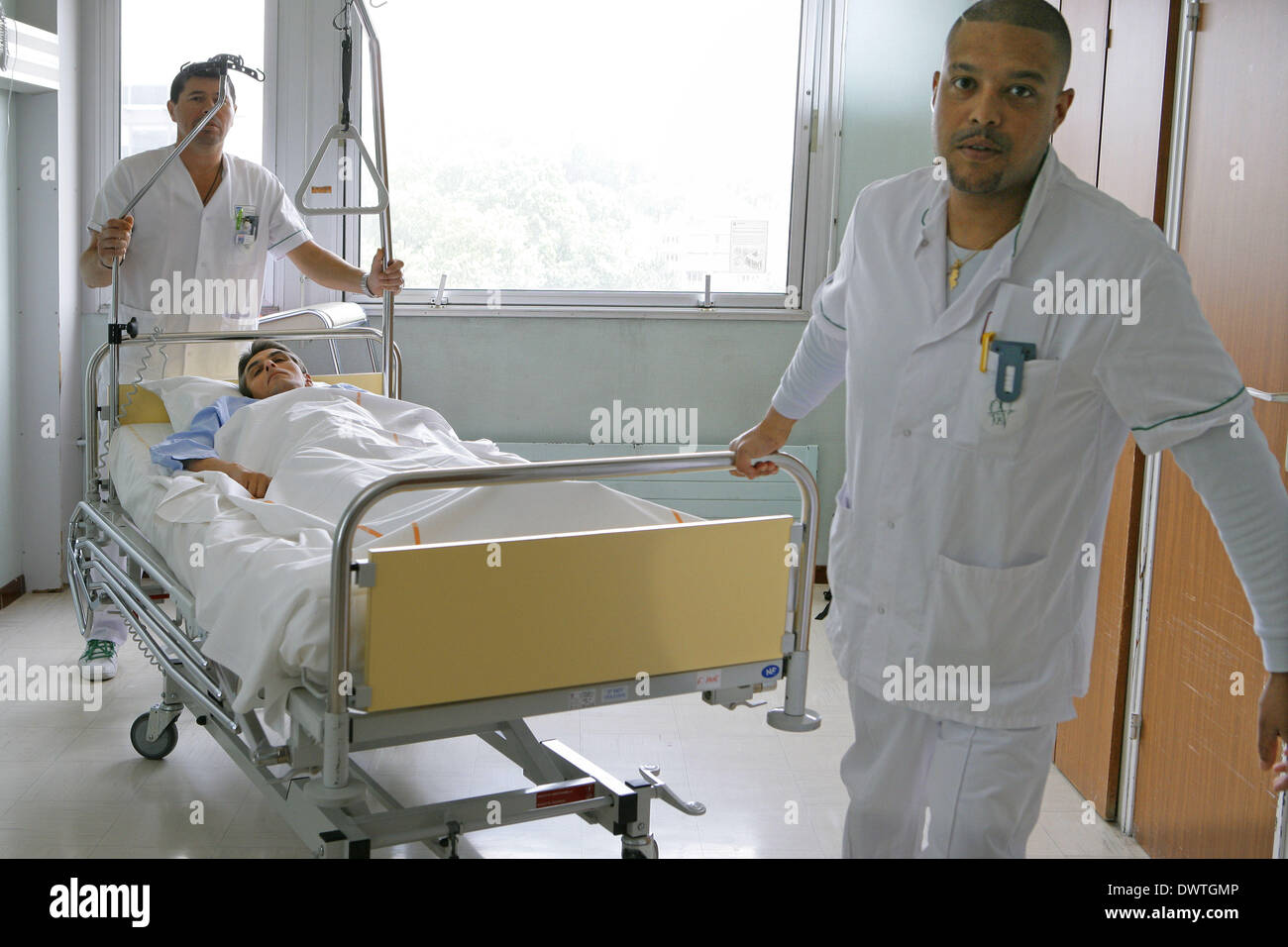 Hospital porter hi-res stock photography and images - Alamy
