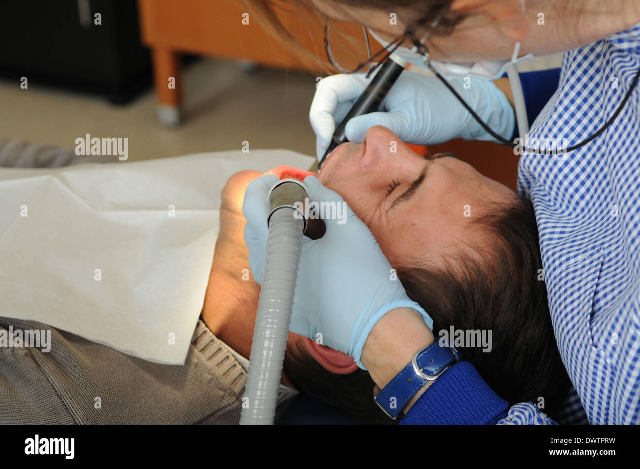 Tooth care man Stock Photo - Alamy