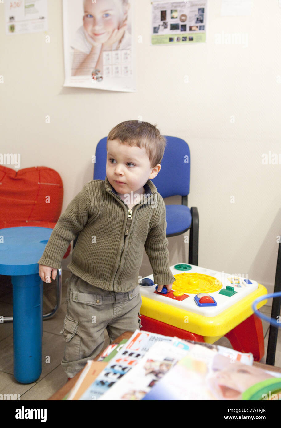 Pediatric waiting room hi-res stock photography and images - Alamy