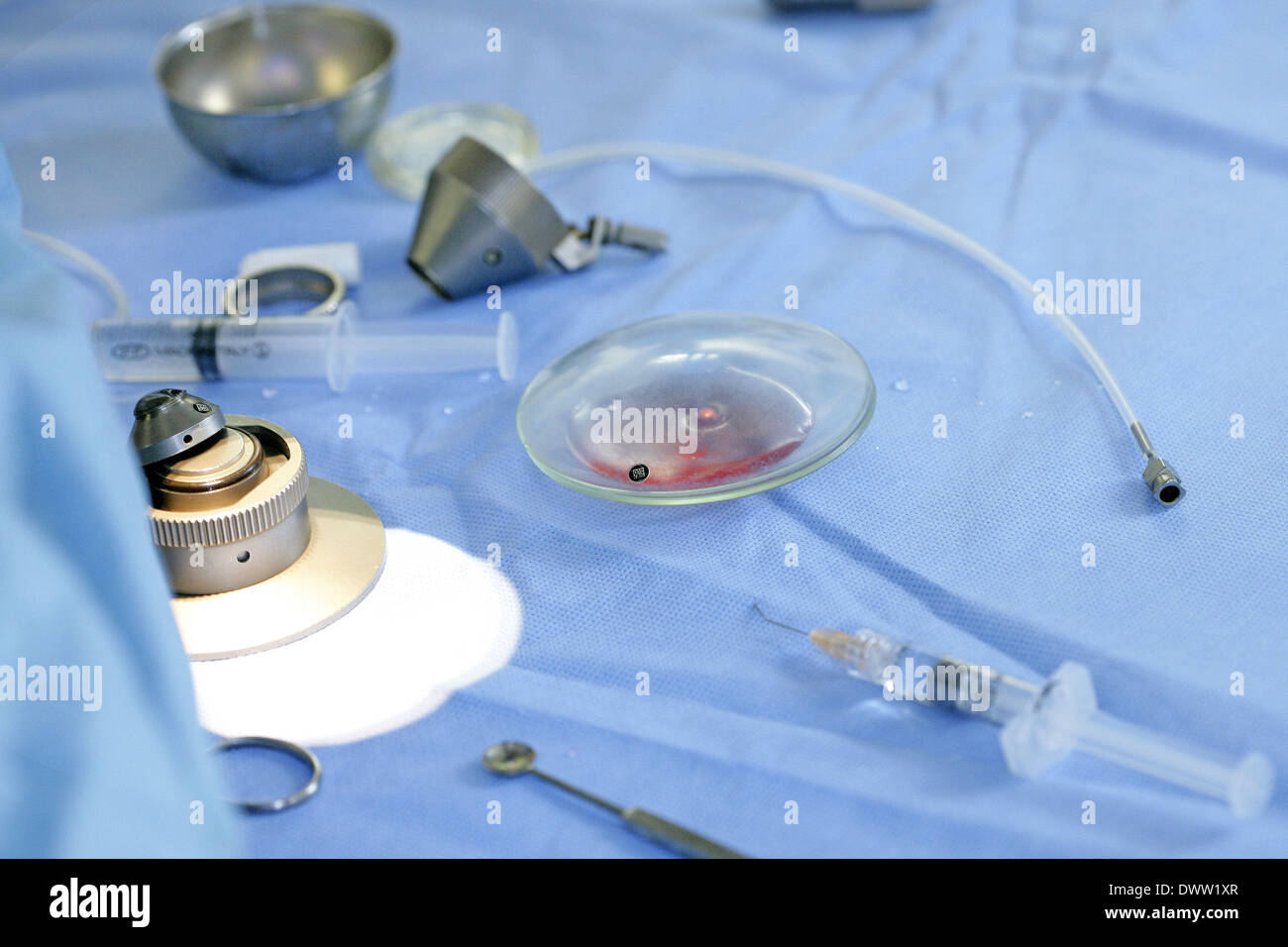 Transplant cornea eye surgery Stock Photo - Alamy