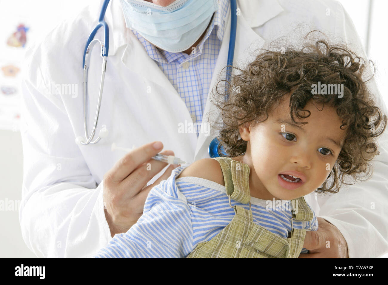 18 month vaccination hi-res stock photography and images - Alamy