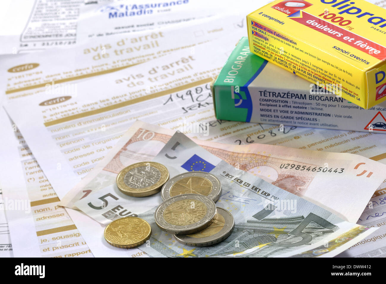 Sick leave payment hi-res stock photography and images - Alamy