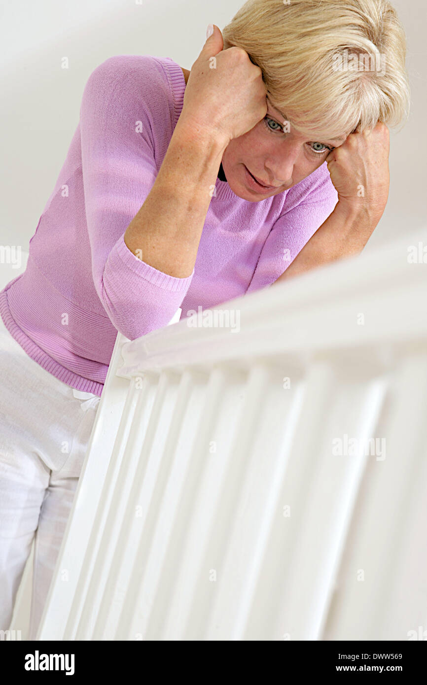 Vertigo woman senior hi-res stock photography and images - Alamy