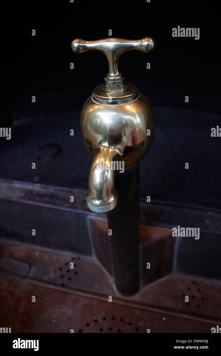 Old fashion tap hi-res stock photography and images - Alamy