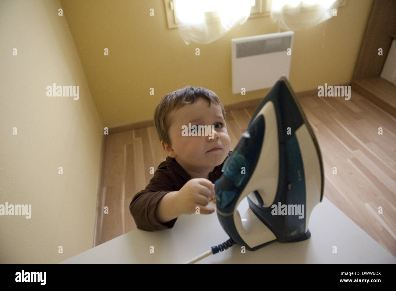 Home accident child Stock Photo - Alamy