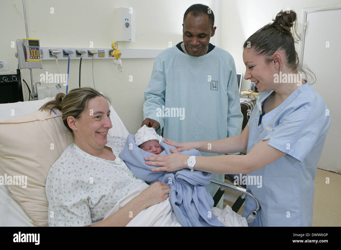 35 45 year old mother hi-res stock photography and images - Alamy