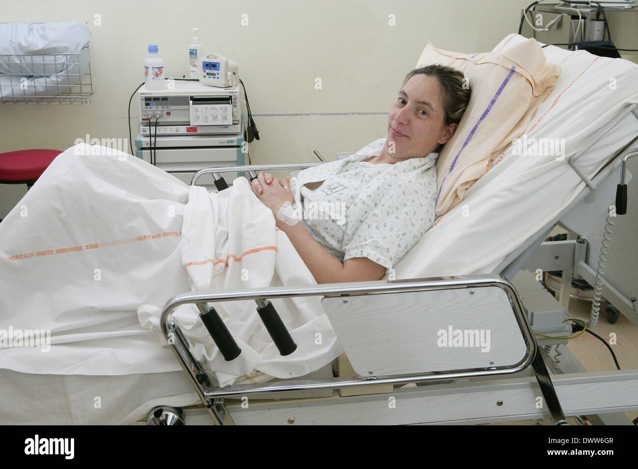 Feminine labor hi-res stock photography and images - Alamy