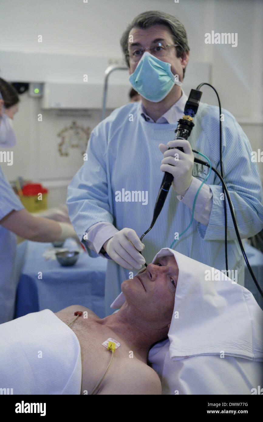 Bronchoscopy hi-res stock photography and images - Alamy