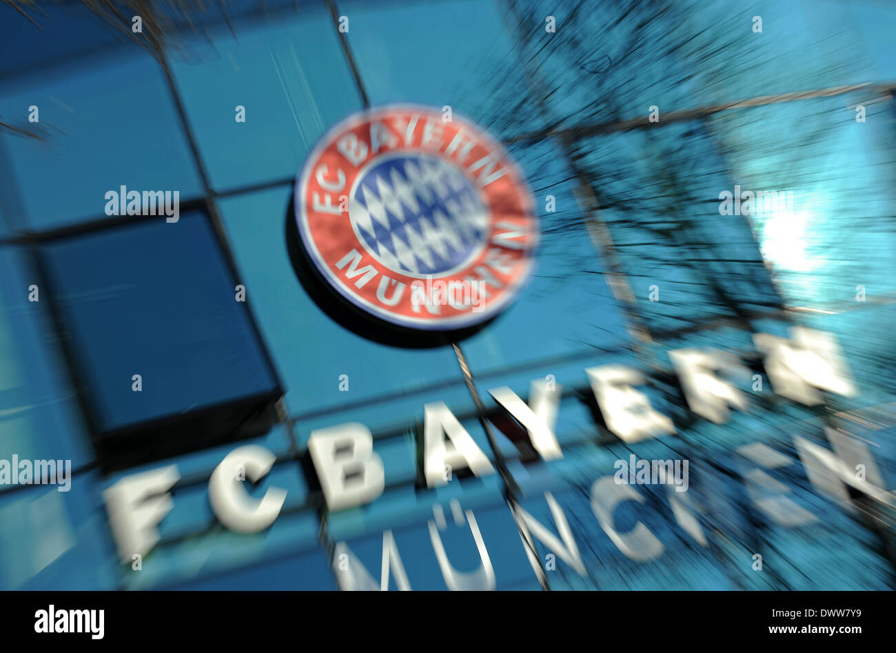 Fc bayern office hi-res stock photography and images - Alamy