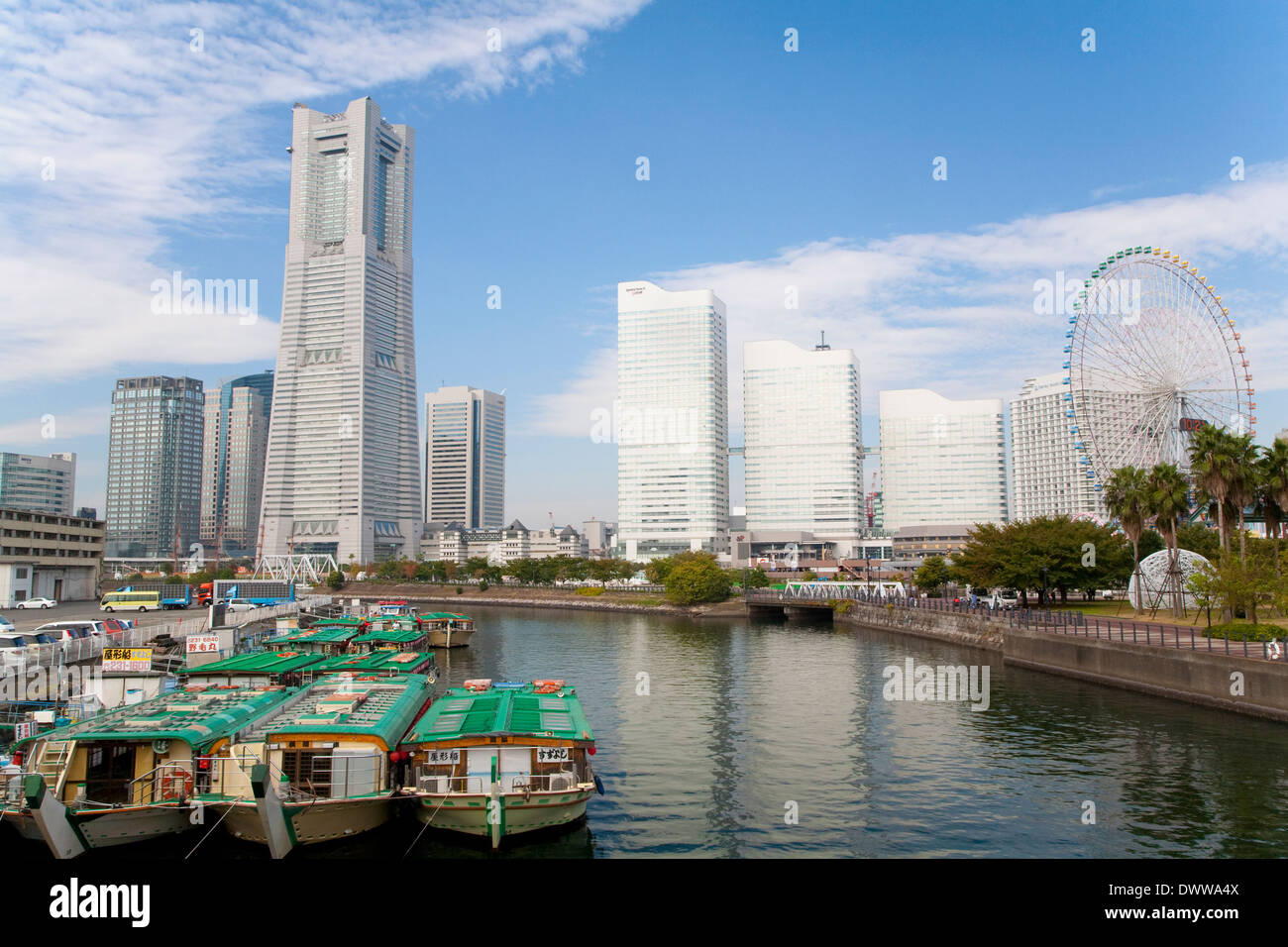 Minato mirai 21 hi-res stock photography and images - Alamy
