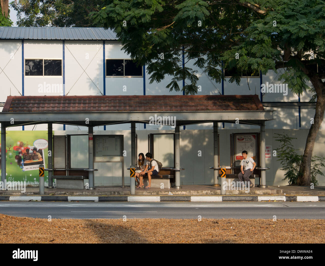 Singapore bus stop hi-res stock photography and images - Alamy