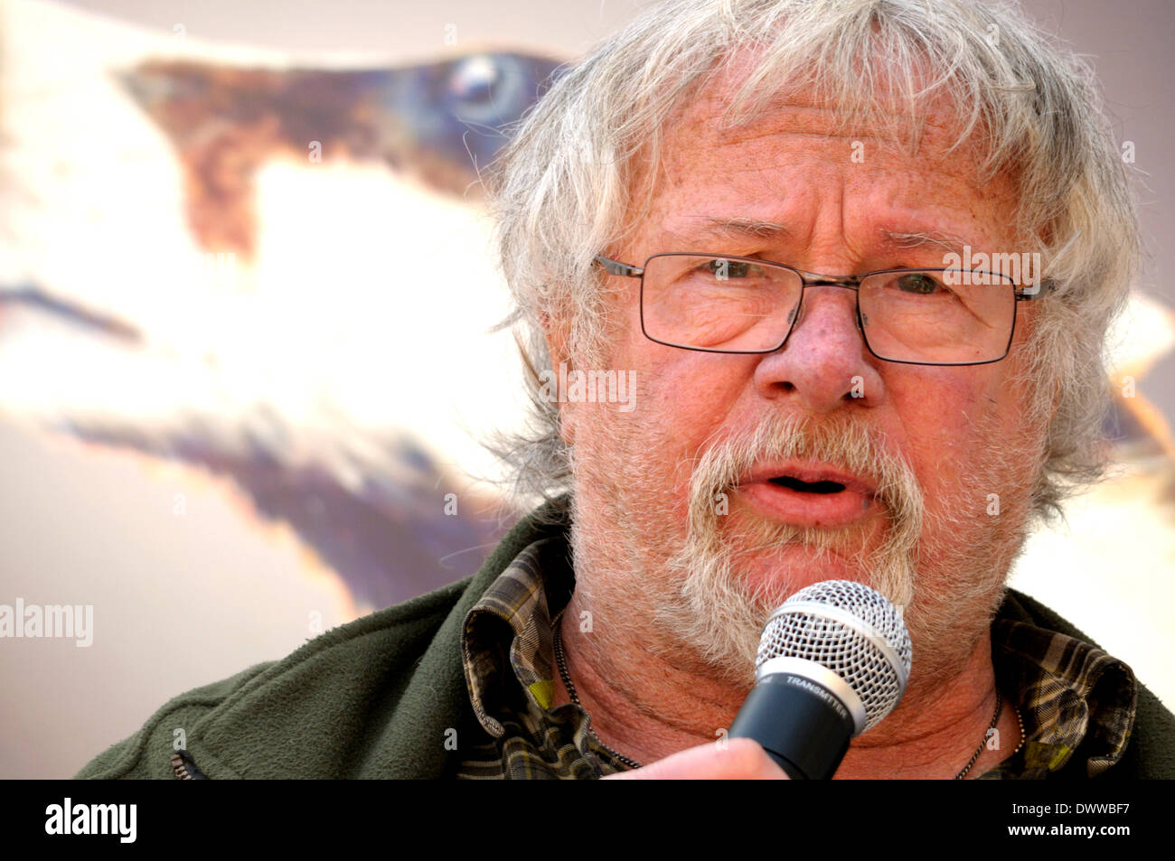 Bill oddie comedian writer musician hi-res stock photography and images ...