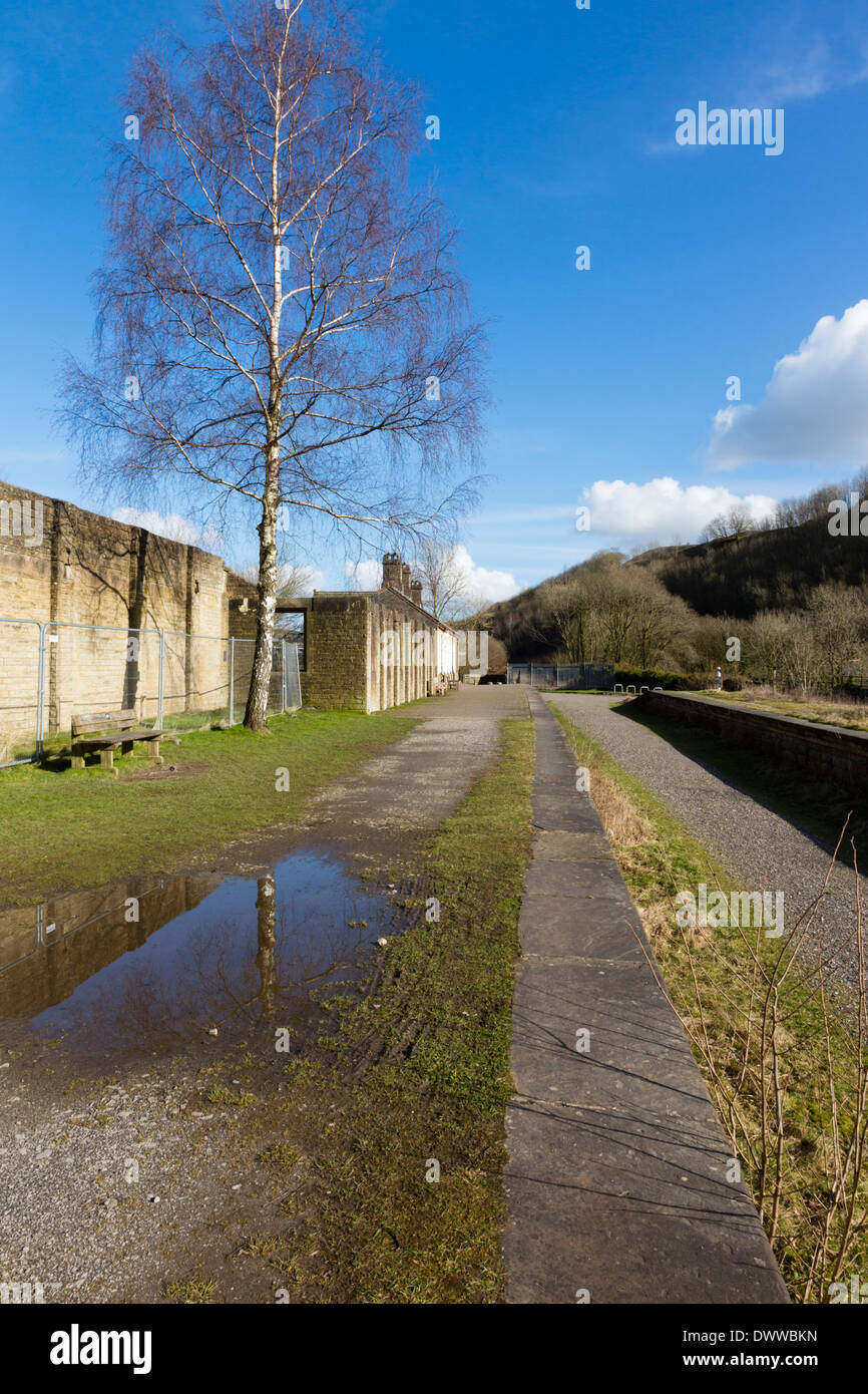 Deserted railway station millers dale hi-res stock photography and ...